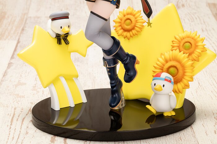 Oozora Subaru: Suspenders Outfit Ver. 1/7 Scale Figure: KOTOBUKIYA 35% ...
