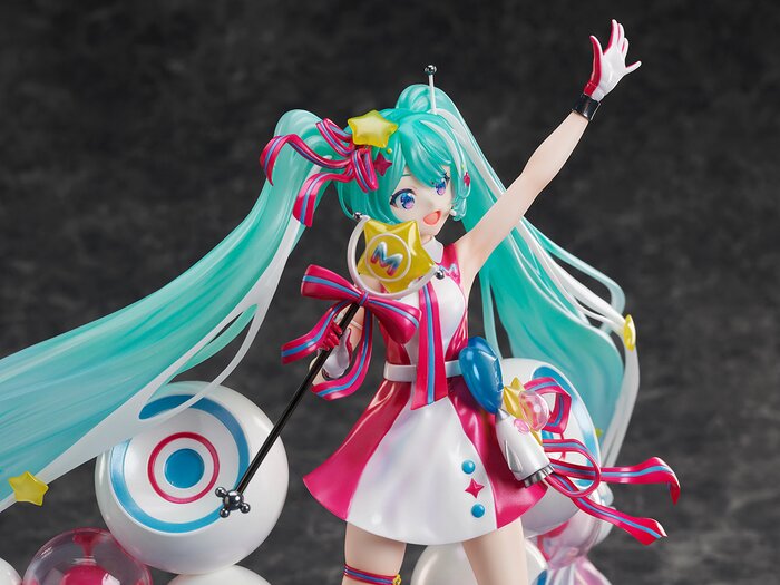 Hatsune Miku: Magical Mirai 10th Anniversary Ver. 1/7 Scale Figure ...