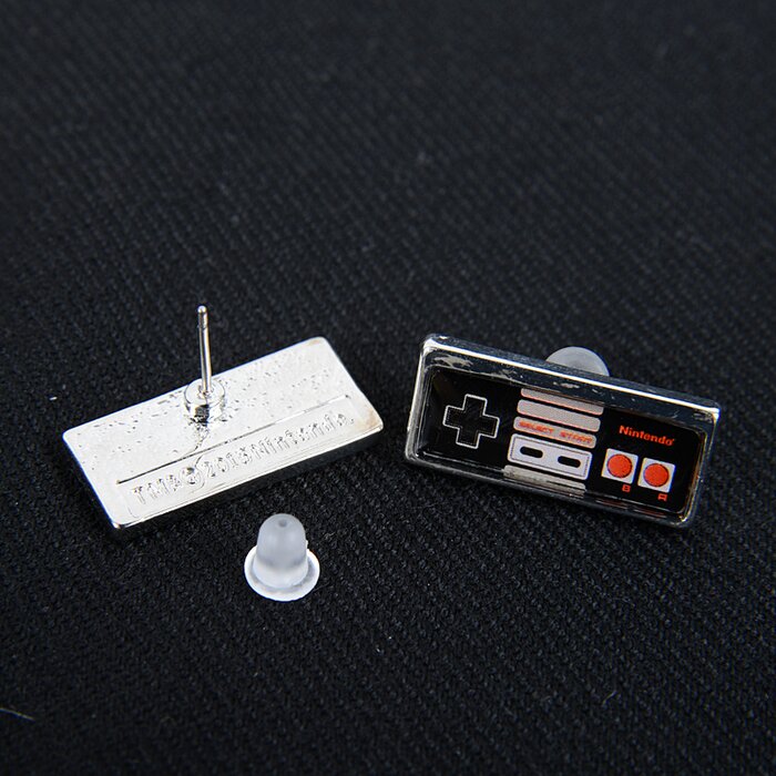 NES Controller Necklace & Earring Set - Tokyo Otaku Mode (TOM)