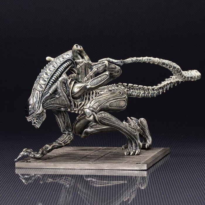 ArtFX+ Alien Warrior Drone Statue: KOTOBUKIYA - Tokyo Otaku Mode (TOM)