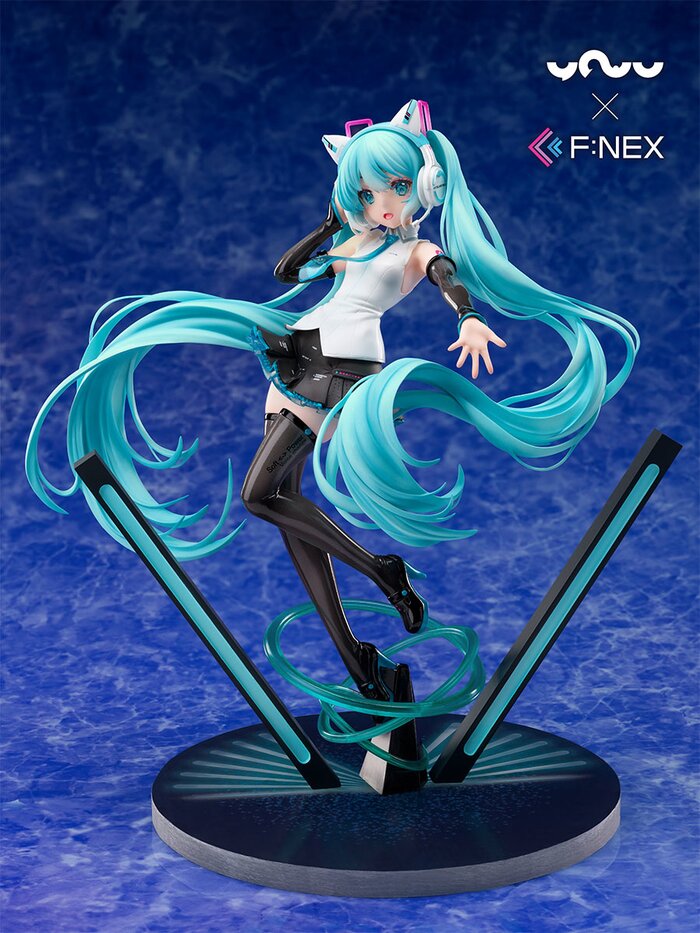 Hatsune Miku: Cat Ear Headphone Ver. 1/7 Scale Figure - Tokyo Otaku ...