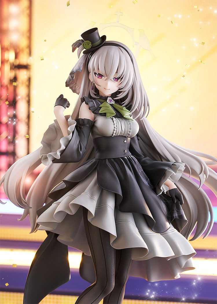 Blue Archive Sakurako (Pop Idol) 1/7 Scale Figure: Good Smile Company ...