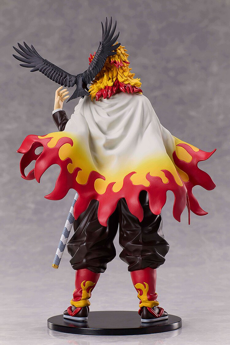 Demon Slayer: Kimetsu no Yaiba Flame Hashira Kyojuro Rengoku Non-Scale ...