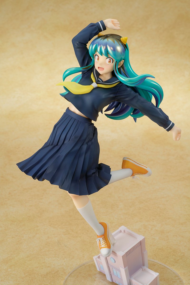 Urusei Yatsura Lum: School Uniform Ver. 1/7 Scale Figure - Tokyo Otaku ...