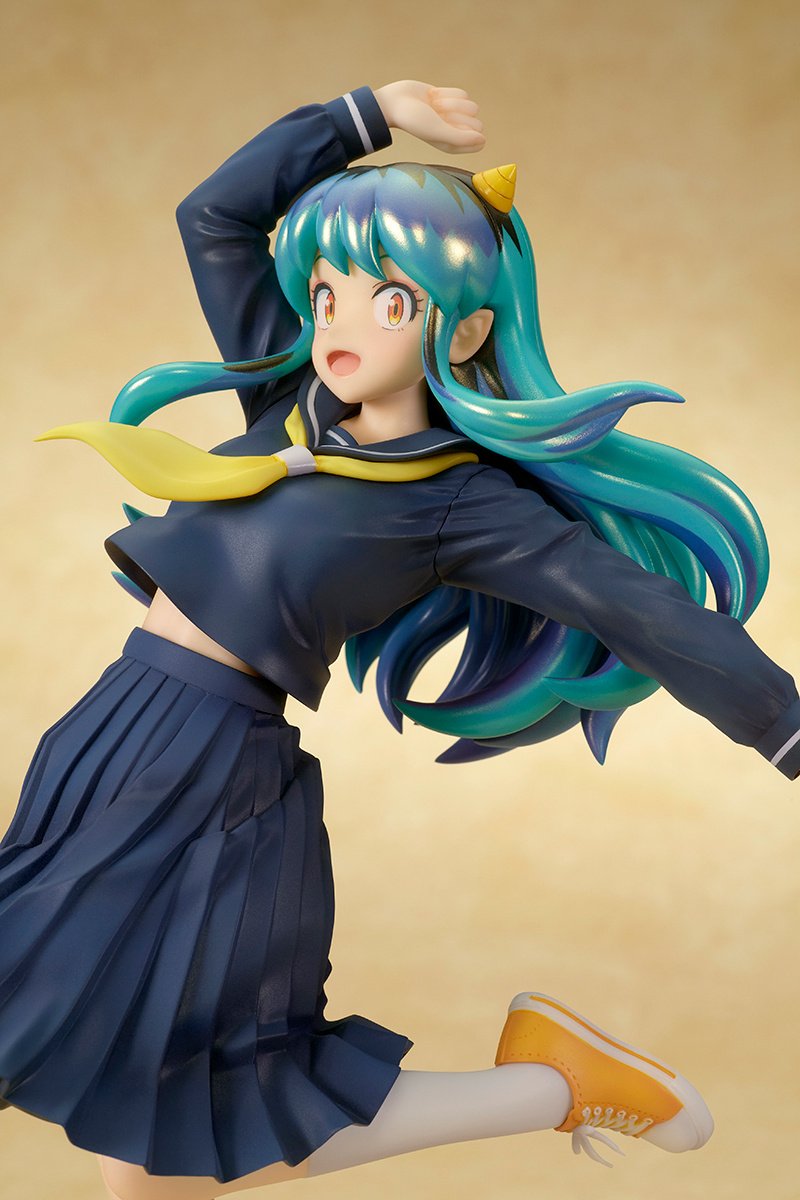 Urusei Yatsura Lum: School Uniform Ver. 1/7 Scale Figure - Tokyo Otaku ...