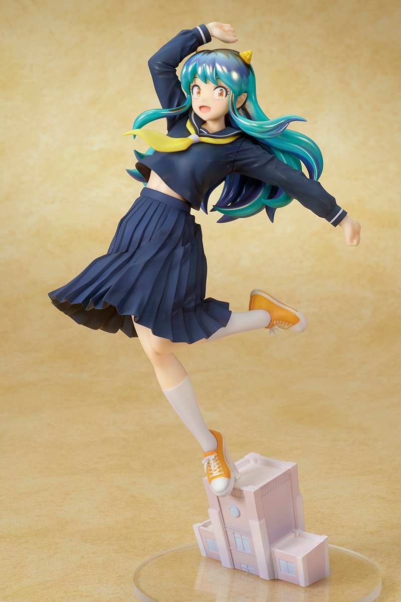 Urusei Yatsura Lum: School Uniform Ver. 1/7 Scale Figure - Tokyo Otaku ...