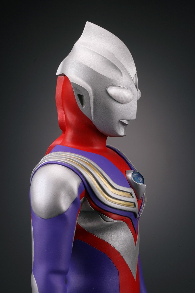 Character Classics Ultraman Tiga Figure: KAIYODO - Tokyo Otaku Mode (TOM)