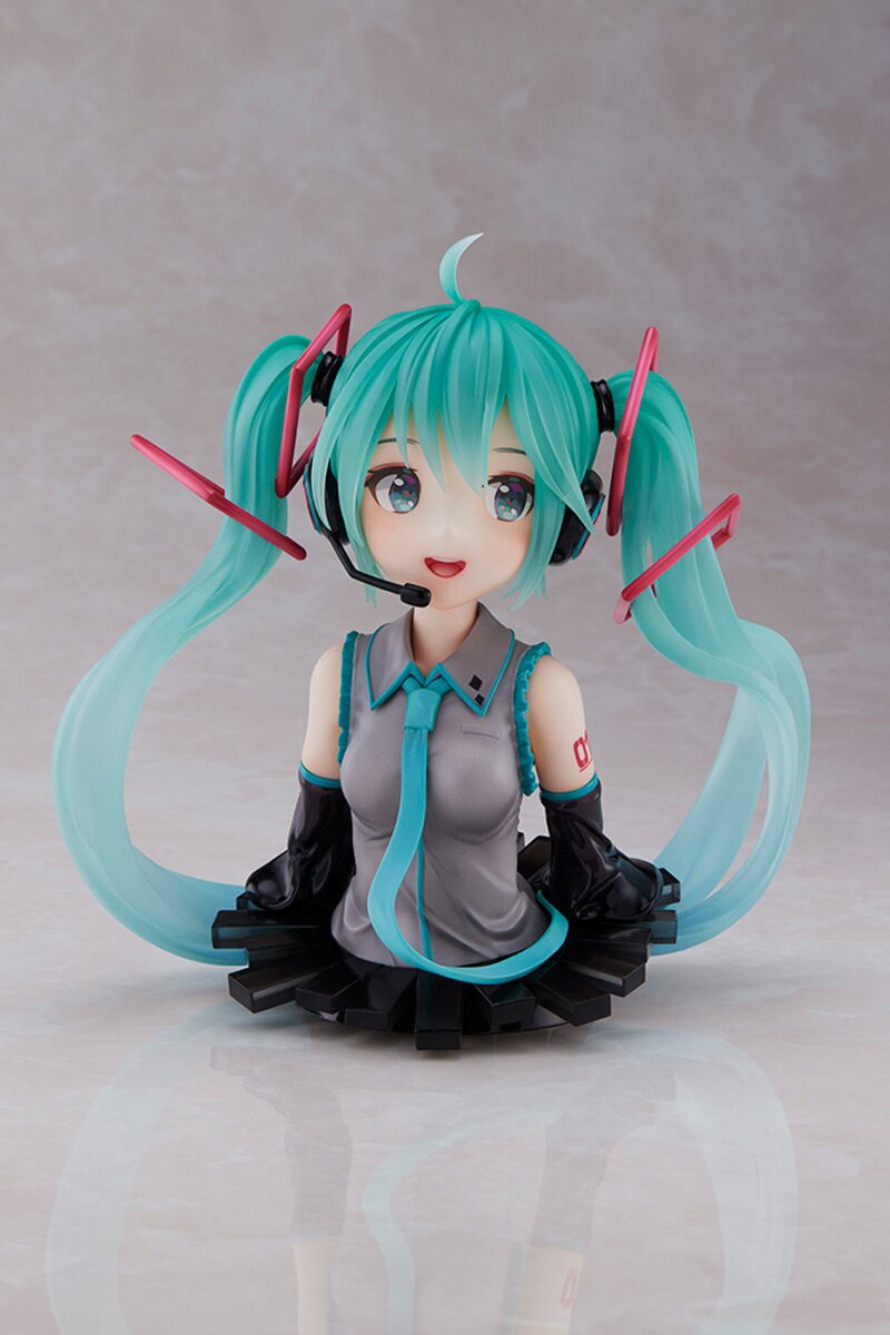 Hatsune Miku 39(Miku)'s Day Anniversary Ver. Bust-Up Figure - Tokyo ...