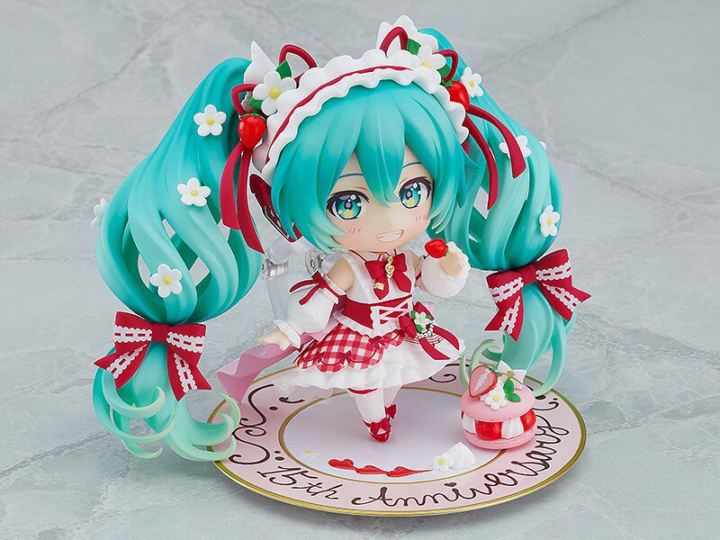 Nendoroid Hatsune Miku: 15th Anniversary Ver. (Re-run): Good Smile ...