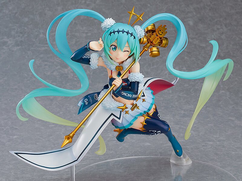 Hatsune Miku Racing Miku 2018 Scale Figure: Good Smile Racing - Tokyo ...