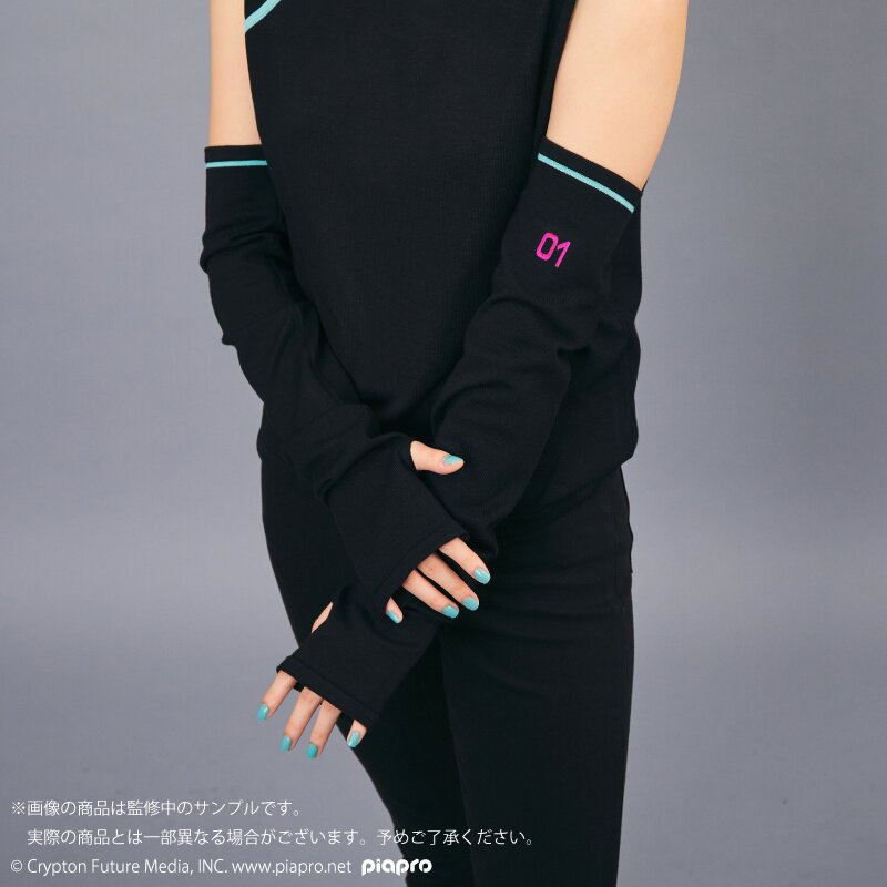 HATSUNE MIKU EXPO 10th Anniversary MV Model Knit Arm Sleeve - Tokyo ...