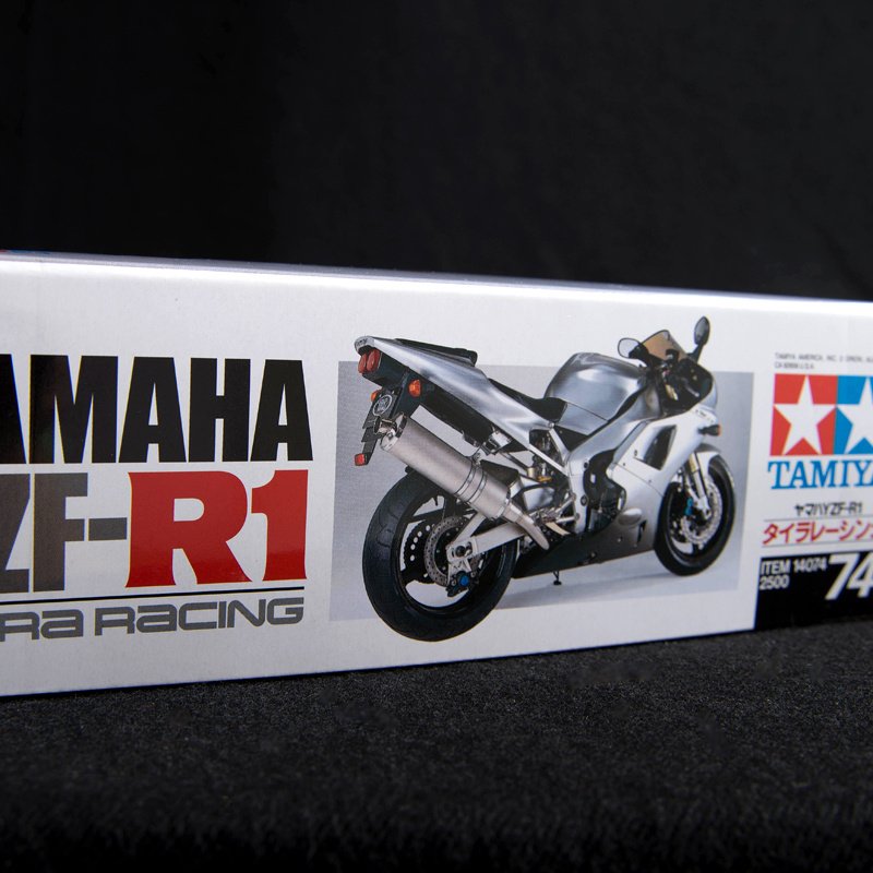 Yamaha YZF-R1 Taira Racing Model Kit - Tokyo Otaku Mode (TOM)