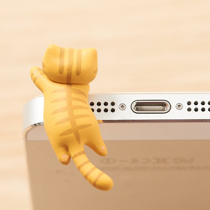 Kitten Earphone Jack Accessory - Clinging Tabby - Tokyo Otaku Mode (TOM)