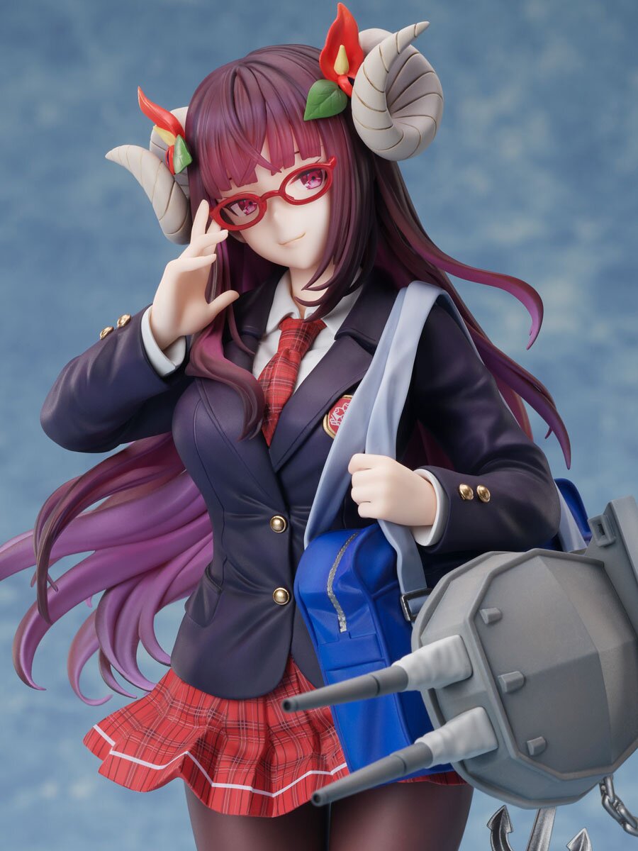 Azur Lane Suruga: Straightfaced Model Student Ver. 1/7 Scale Figure: F ...