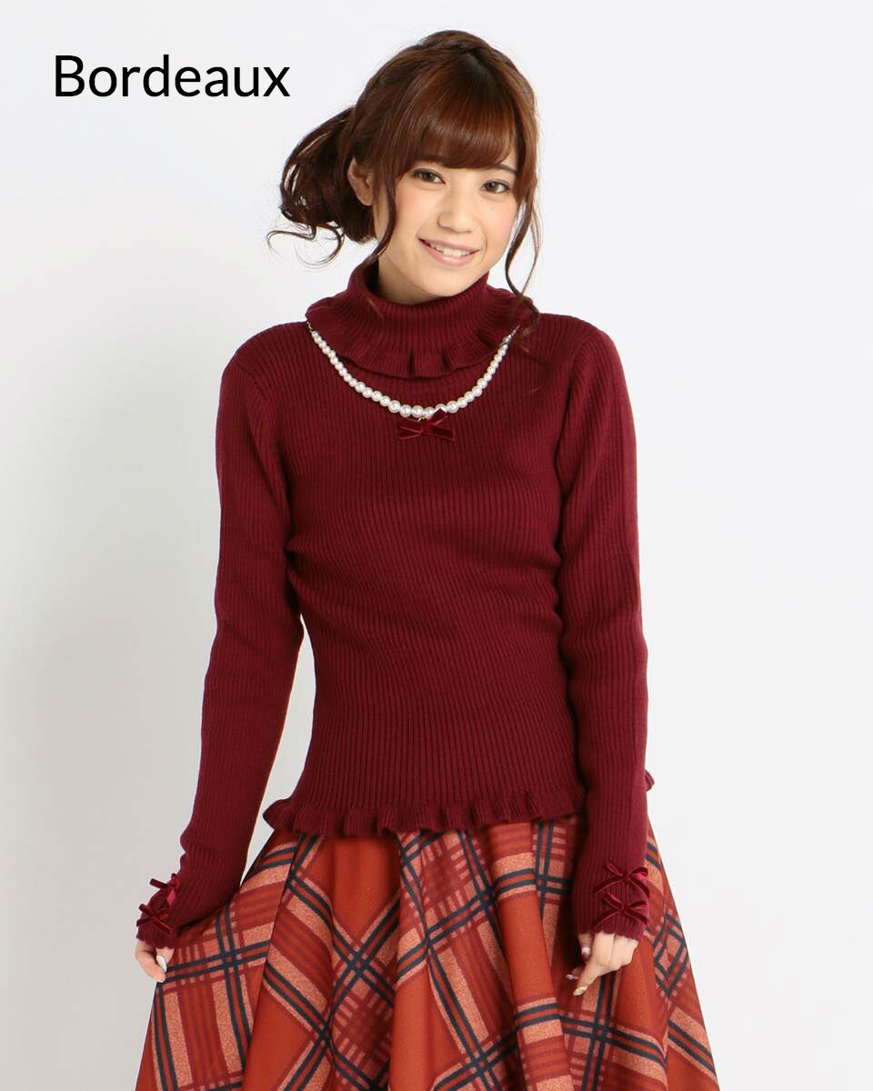 LIZ LISA Ruffle & Pearl Turtleneck - Tokyo Otaku Mode (TOM)
