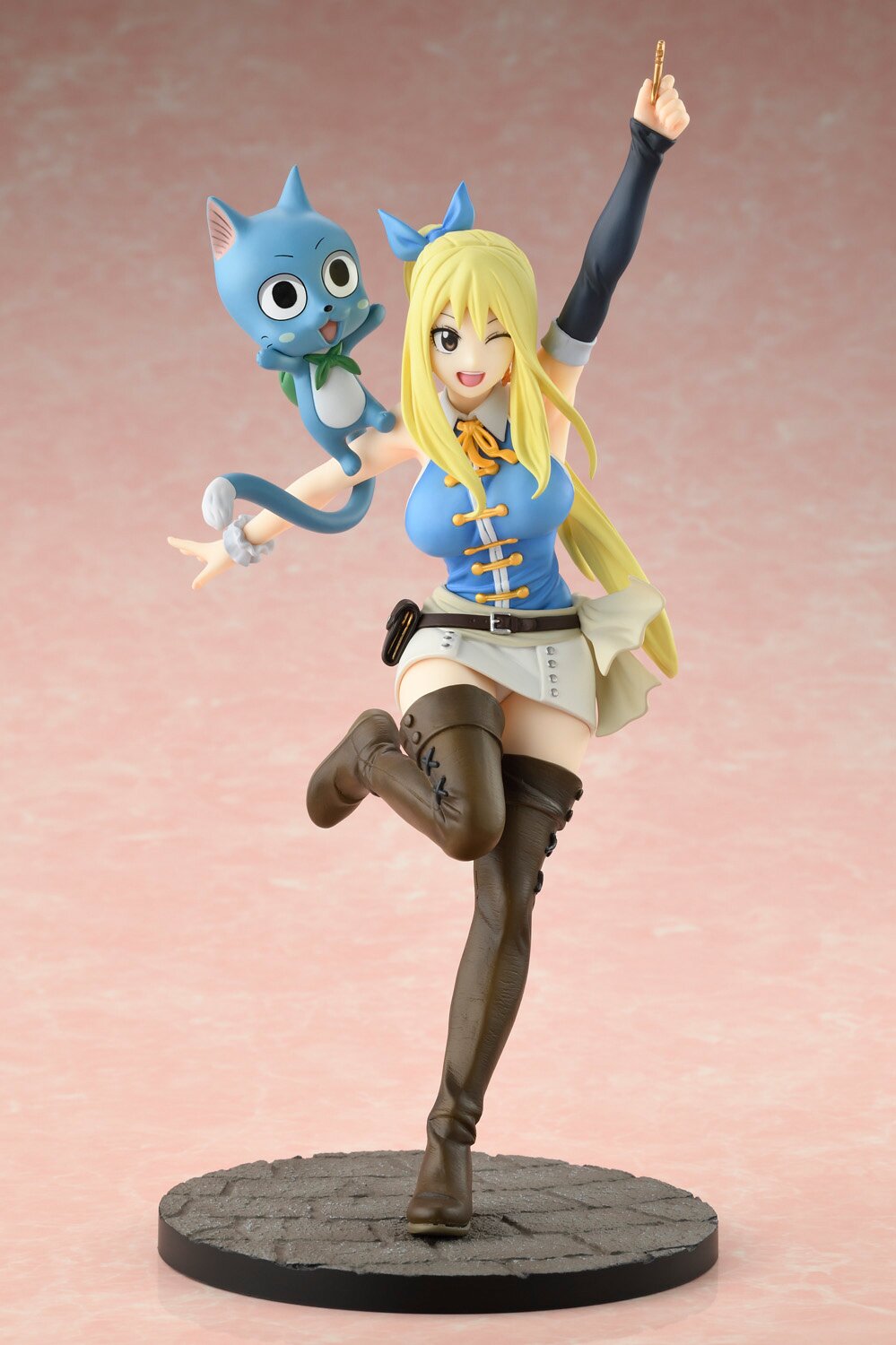 Fairy Tail: Final Season Lucy Heartfilia: Wink Ver. 1/8 Scale Figure ...