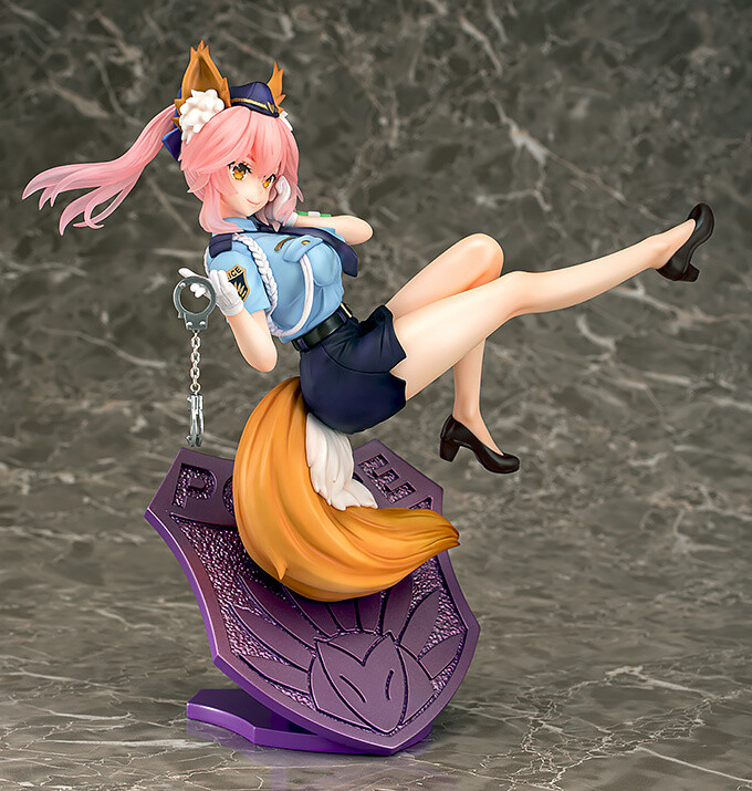 Fate/Extella Tamamo Police Ver. Figure: Phat! - Tokyo Otaku Mode (TOM)