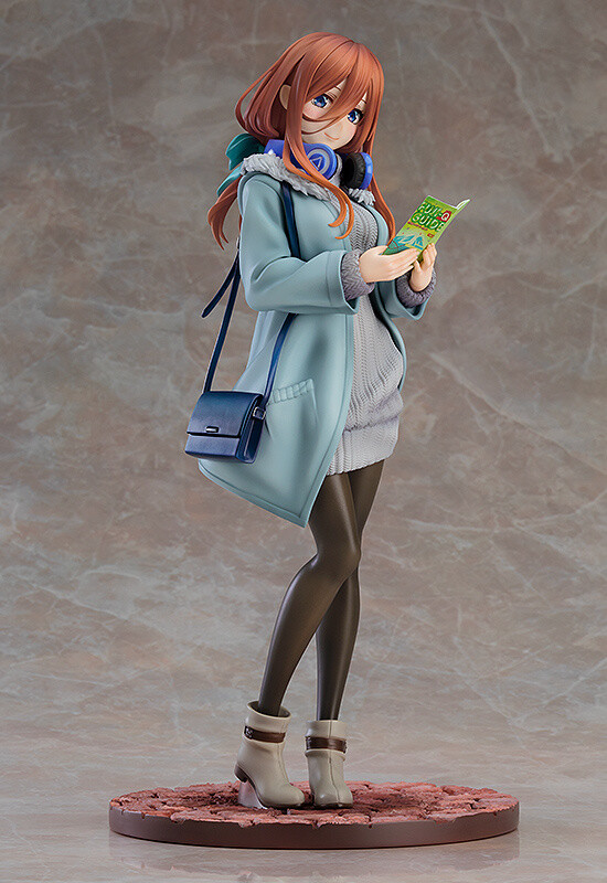 The Quintessential Quintuplets ∬ Miku Nakano: Date Style Ver. 1/6 Scale ...