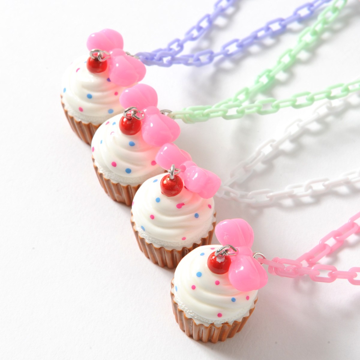 milklim Handmade Ribbon Cupcake Necklace: milklim - Tokyo Otaku Mode (TOM)