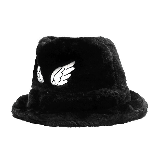 LISTEN FLAVOR Angel Wings Fur Bucket Hat: Listen Flavor - Tokyo Otaku ...