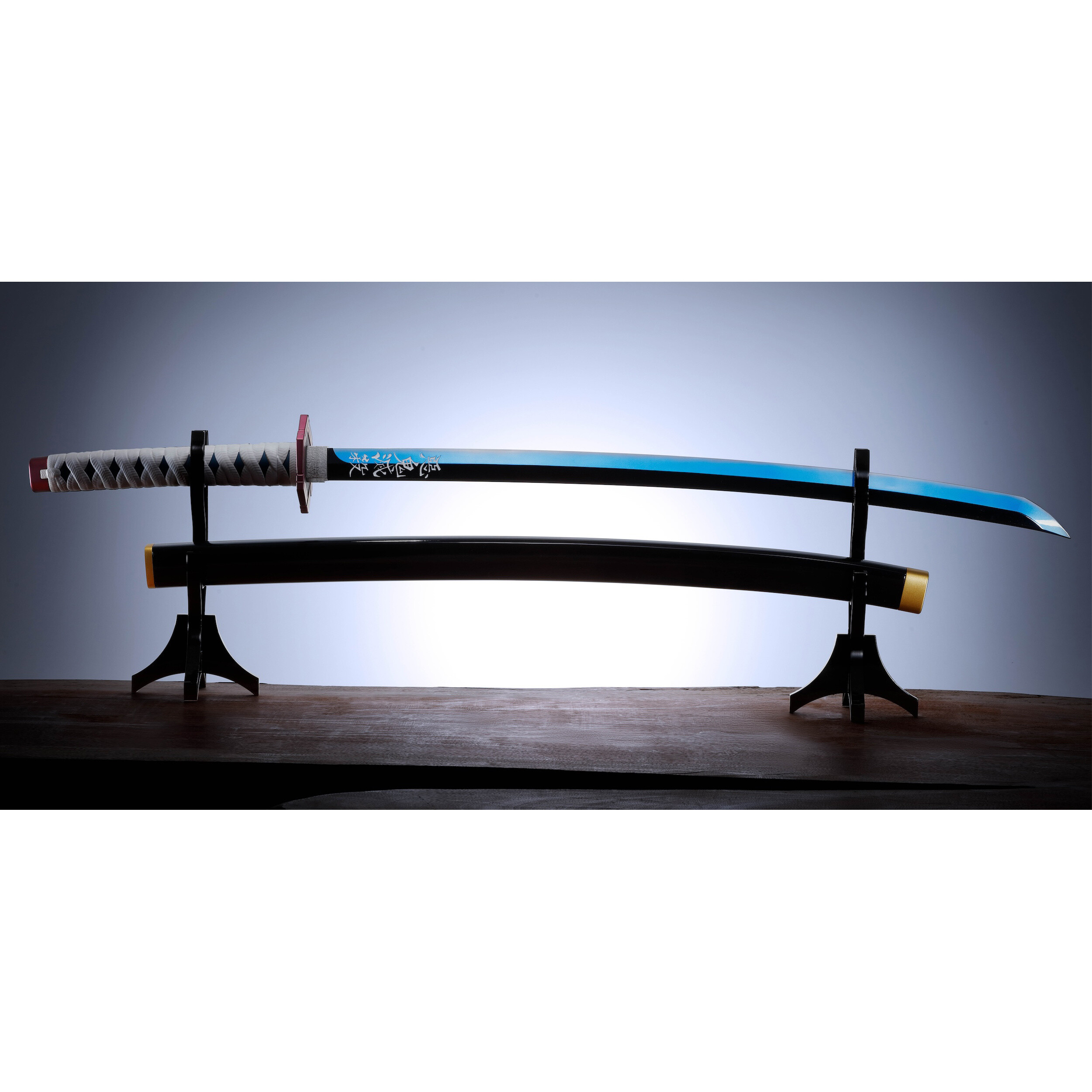 Proplica Demon Slayer: Kimetsu no Yaiba Nichirin Sword (Giyu Tomioka ...