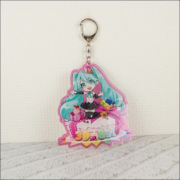Hatsune Miku Birthday Party Acrylic Keychain: Miku BD 2020 Ver. - Tokyo ...