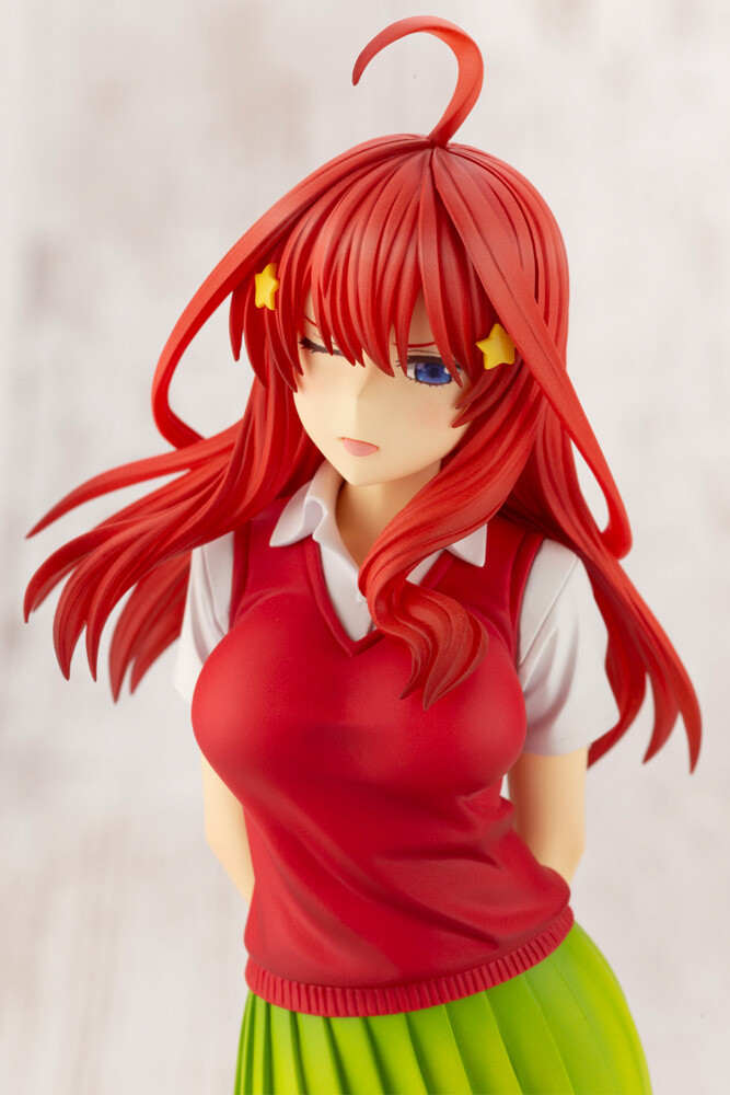 The Quintessential Quintuplets Itsuki Nakano 1/8 Scale Figure ...