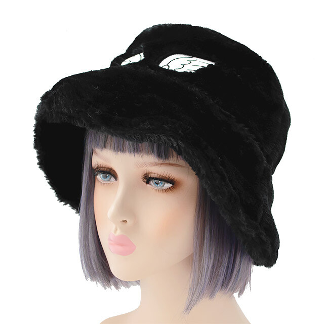 LISTEN FLAVOR Angel Wings Fur Bucket Hat: Listen Flavor - Tokyo Otaku ...