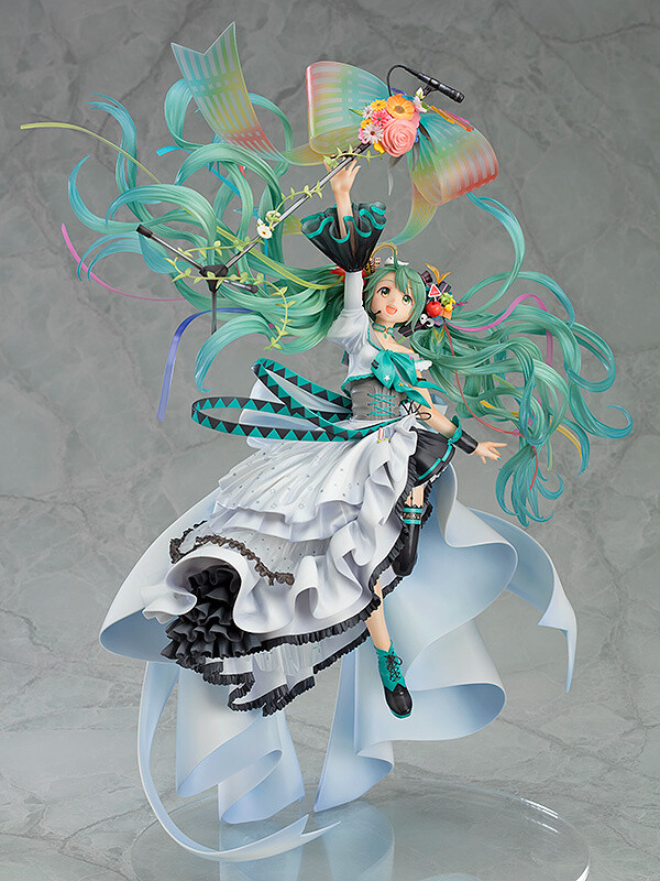 Hatsune Miku: Memorial Dress Ver. 1/7 Scale Figure: Good Smile Company ...
